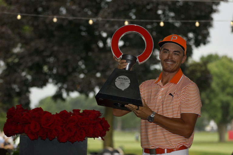 RICKIE FOWLER REMPORTE LE ROCKET MORTGAGE CLASSIC AVEC COBRA PUMA GOLF